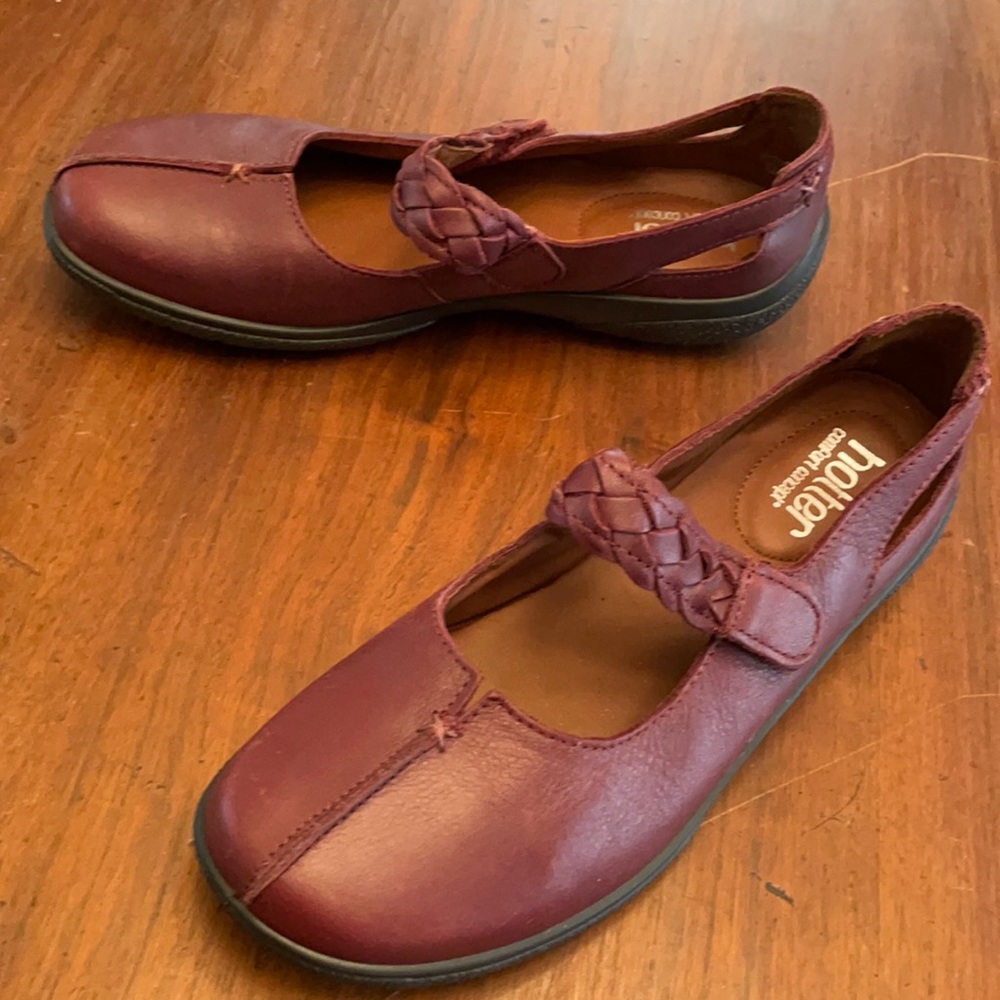 Hotter Comfort Concept Women Burgundy Shake Shoes, Si… - Gem
